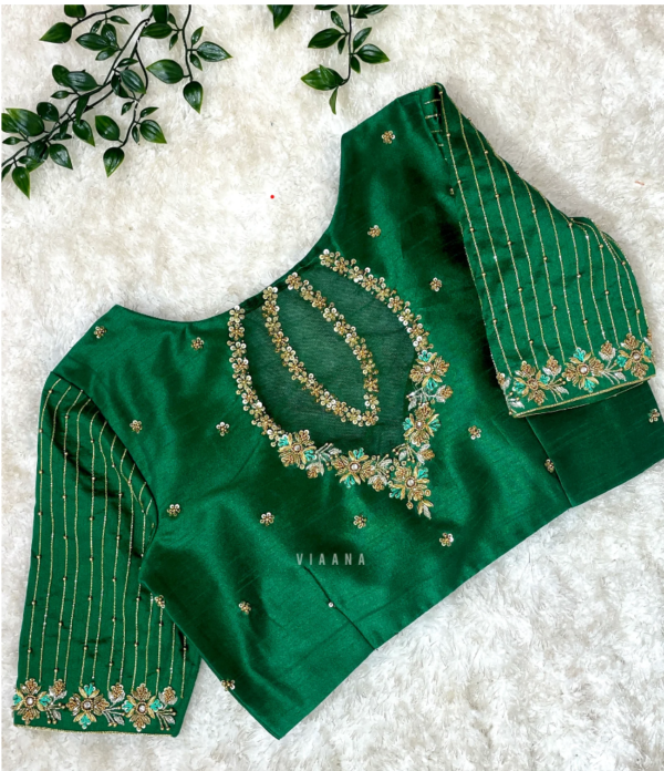 Elegant Aari Work Blouse Designs: Simple Aari Work Blouses and Stunning ...